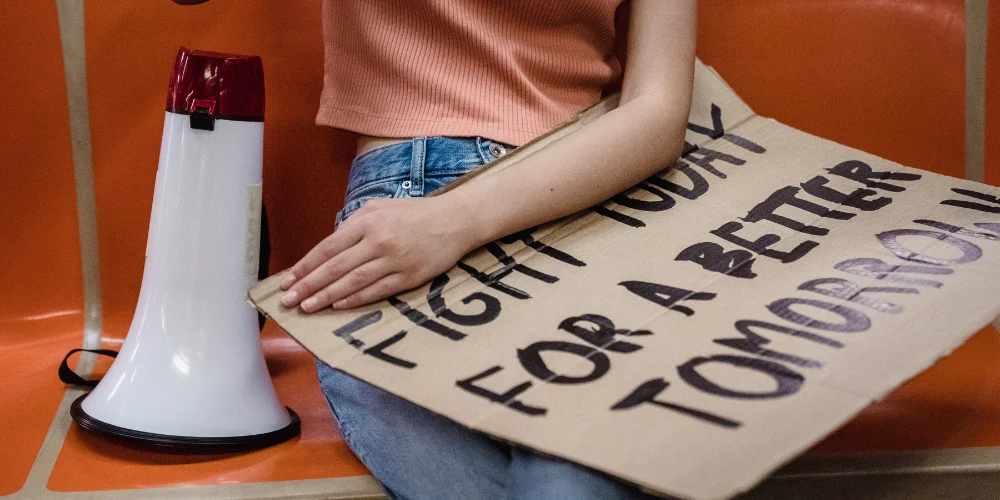 join AA NA meetings near me